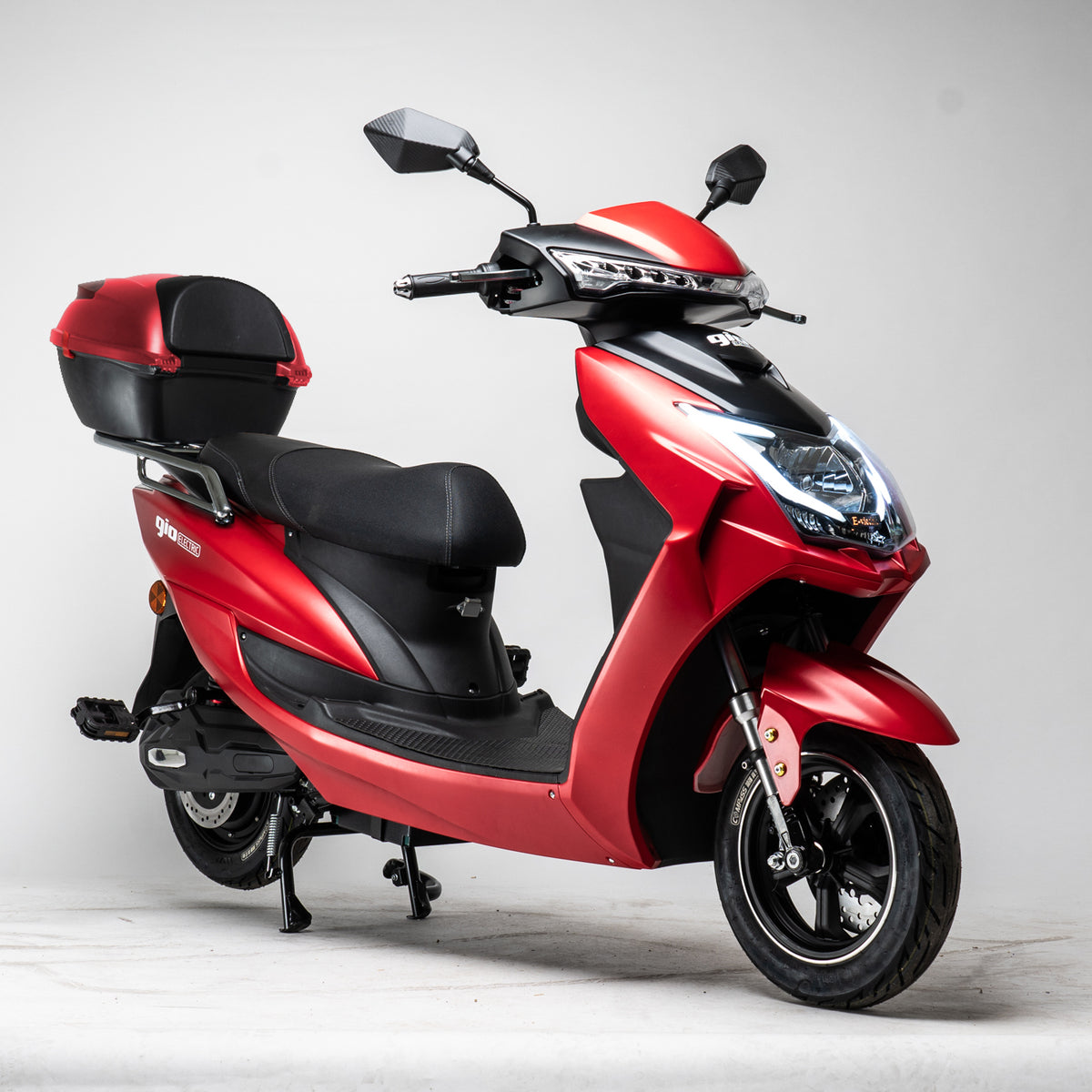 GIO Phoenix PR eScooter - Velvet Cinnabar – GIO Scooters